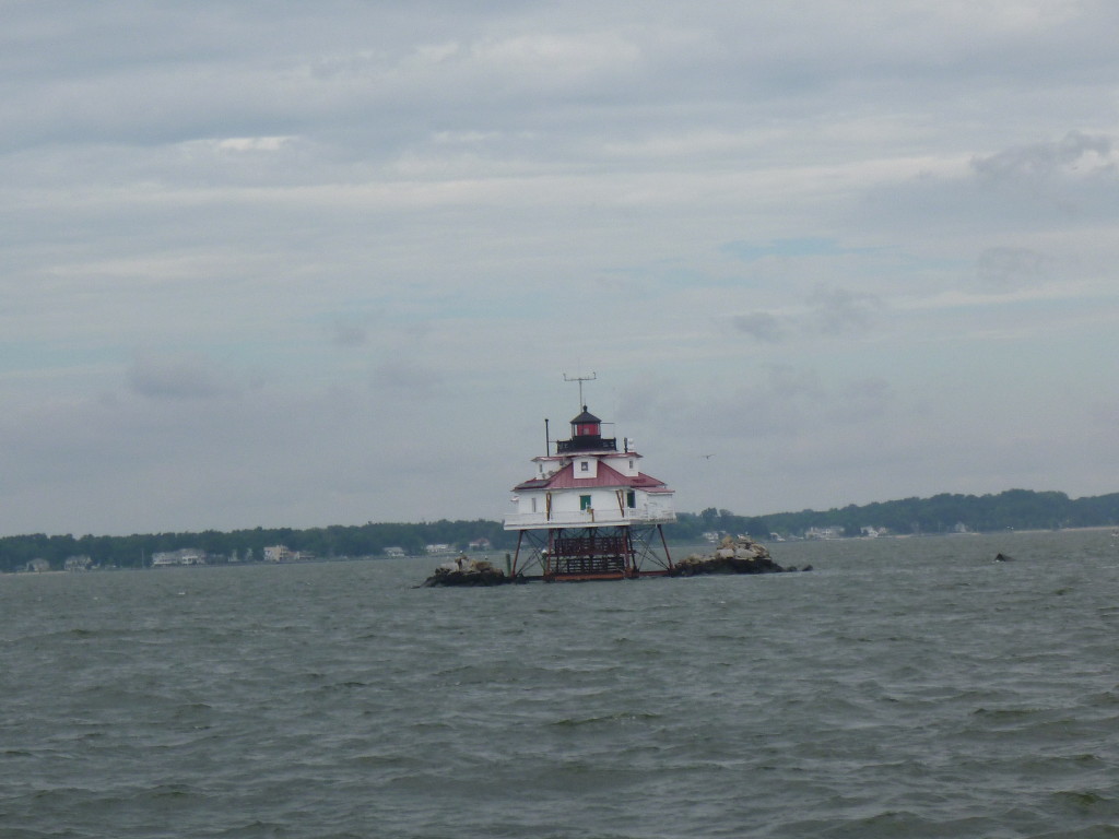 Thomas Point Lighthouse and back...... - Schooner Woodwind